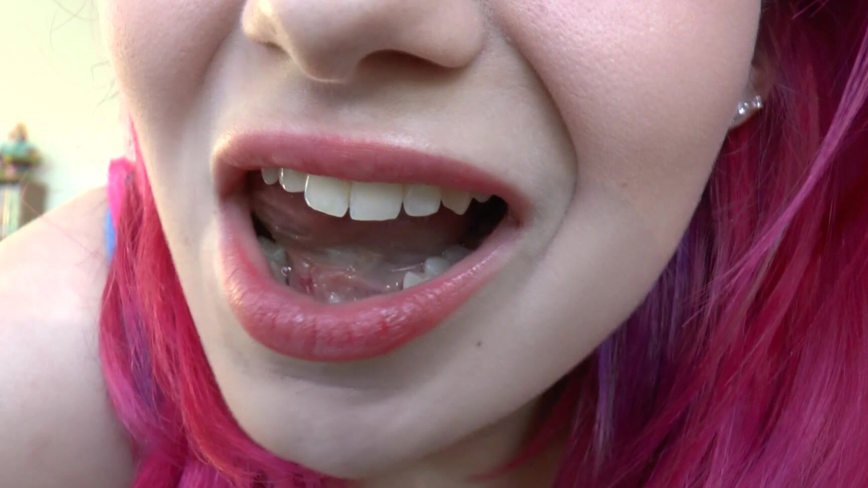 Bad Dolly - Throat And Mouth Exploring ManyVids